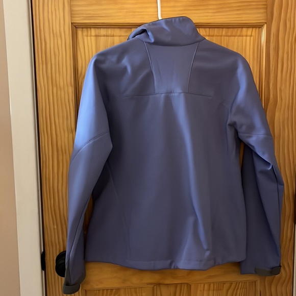 Isis | Jackets & Coats | Soft Shell Jacket | Poshmark